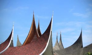Penasaran dengan Keunikan Rumah Adat Minangkabau? Simak Informasinya ...